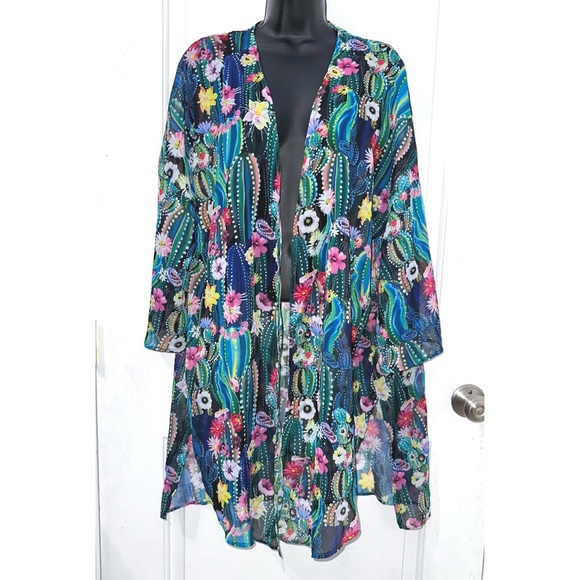 Grace & Emma | Tops | Grace Emma Cactus Floral Print Multi Colored ...